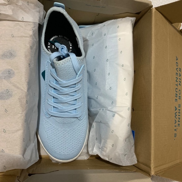 Vessi | Shoes | Vessi Weekend Glacier Blue Shoes M7 W8 | Poshmark